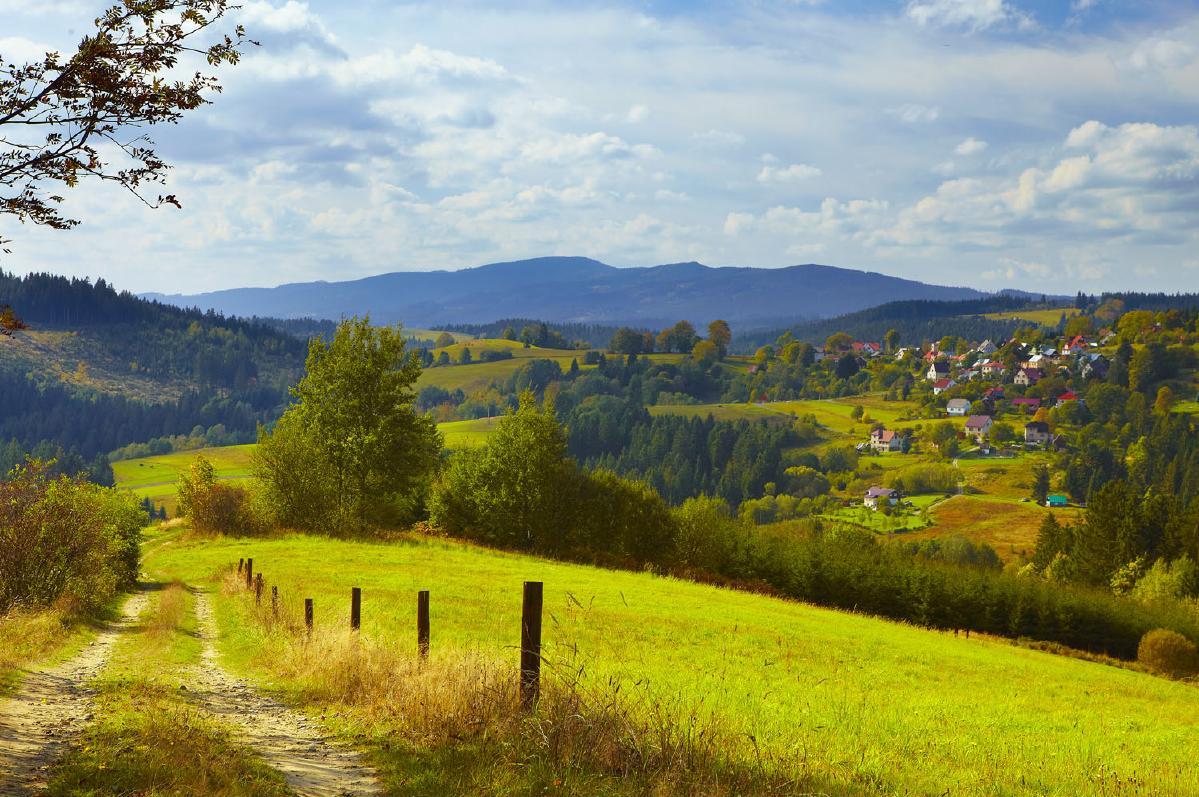 Beskidy i Śląsk Cieszyński - Śląskie. Informacja Turystyc... Beskidy i Śląsk Cieszyński - Śląskie. Informacja Turystyc...